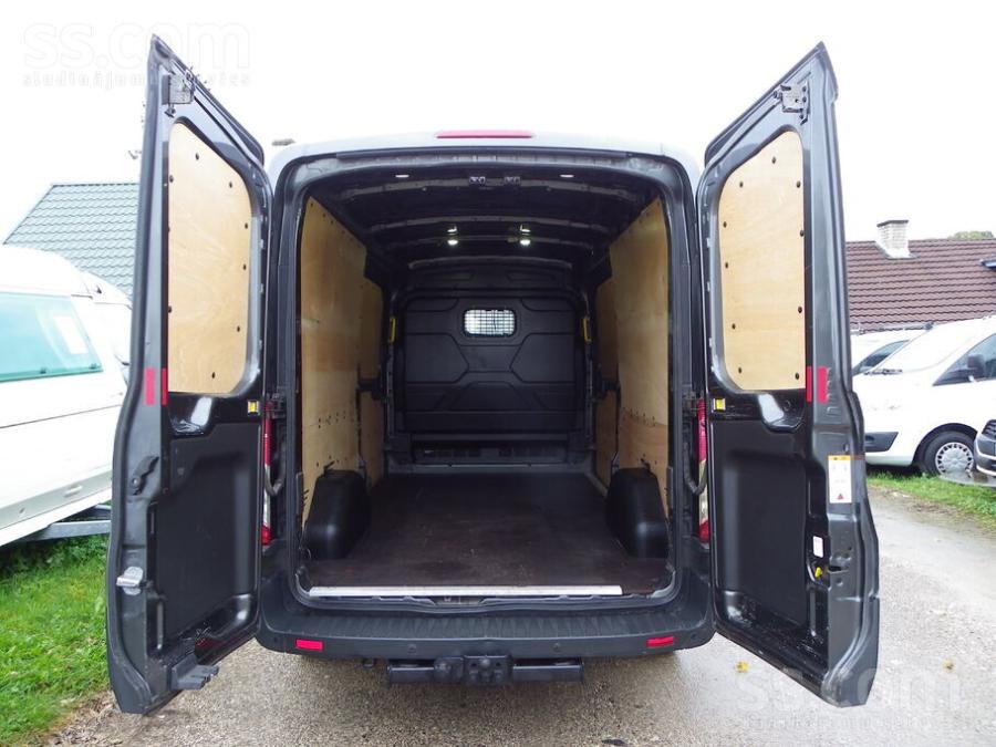 Grey Ford Transit 2017 in Valka, with an engine capacity of 2.00 L and mileage of 262 thousand km for 8900 €, photo 17 on AUTOMOTO.COM.LV