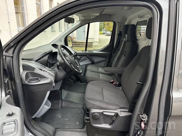 Ford Transit 2017 Jelgava vietnÄ PelÄks Ford Transit 2017 Jelgava, ar dzinÄja tilpumu 2.00 L un nobraukumu 254 tÅ«kst. km par 7990 ā¬, foto 10 vietnÄ AUTOMOTO.COM.LV