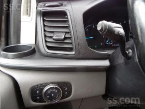 Grey Ford Transit 2018 in Valka, with an engine capacity of 2.00 L and mileage of 170 thousand km for 10900 €, photo 13 on AUTOMOTO.COM.LV
