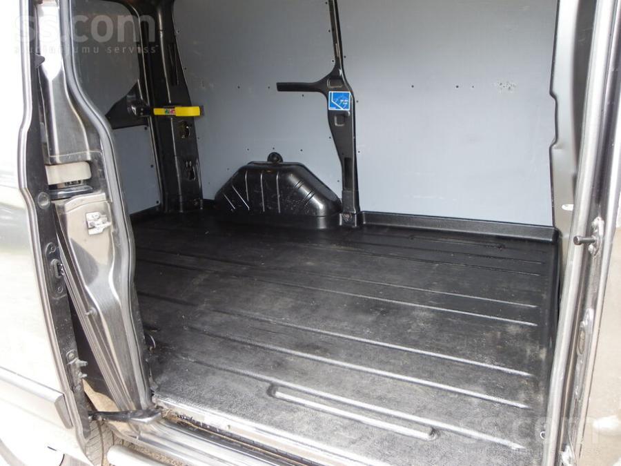 Grey Ford Transit 2018 in Valka, with an engine capacity of 2.00 L and mileage of 170 thousand km for 10900 €, photo 16 on AUTOMOTO.COM.LV