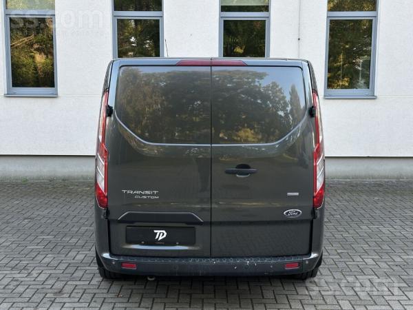 Ford Transit 2018 Jelgava vietnē Pelēks Ford Transit 2018 Jelgava, ar dzinēja tilpumu 2.00 L un nobraukumu 261 tūkst. km par 10900 €, foto 6 vietnē AUTOMOTO.COM.LV