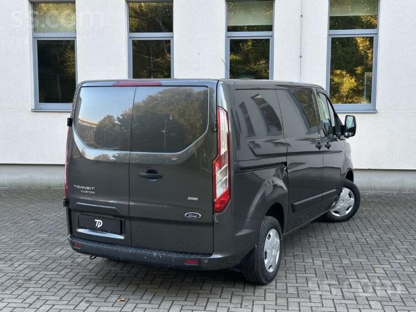 Ford Transit 2018 Jelgava vietnē Pelēks Ford Transit 2018 Jelgava, ar dzinēja tilpumu 2.00 L un nobraukumu 261 tūkst. km par 10900 €, foto 7 vietnē AUTOMOTO.COM.LV