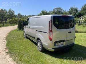 Grey Ford Transit 2019 in Kuldiga, with an engine capacity of 2.00 L and mileage of 165 thousand km for 14950 €, photo 5 on AUTOMOTO.COM.LV