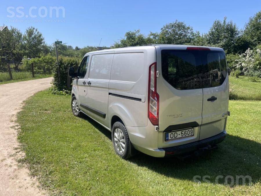 Grey Ford Transit 2019 in Kuldiga, with an engine capacity of 2.00 L and mileage of 165 thousand km for 14950 €, photo 5 on AUTOMOTO.COM.LV