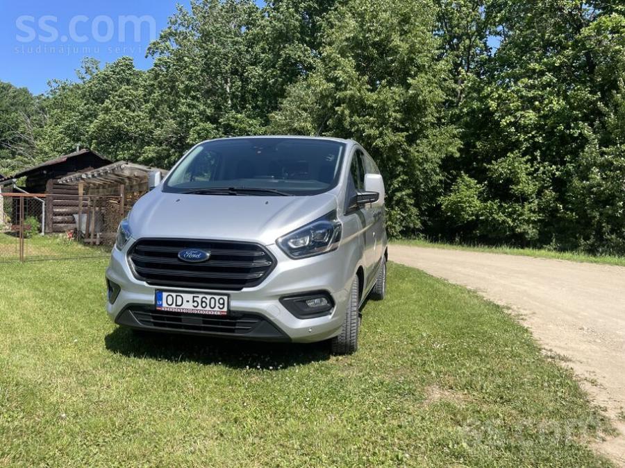 Grey Ford Transit 2019 in Kuldiga, with an engine capacity of 2.00 L and mileage of 165 thousand km for 14950 €, photo 9 on AUTOMOTO.COM.LV