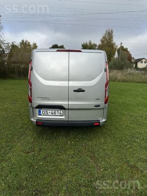 Grey Ford Transit 2019 in Jelgava, with an engine capacity of 2.00 L and mileage of 209 thousand km for 10550 €, photo 7 on AUTOMOTO.COM.LV