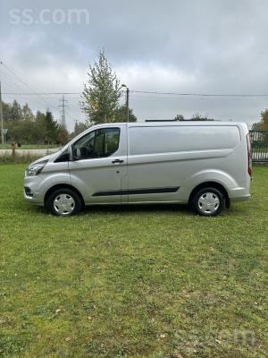 Grey Ford Transit 2019 in Jelgava, with an engine capacity of 2.00 L and mileage of 209 thousand km for 10550 €, photo 9 on AUTOMOTO.COM.LV
