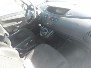 Pelēks Ford Transit 2007 Viļņa, ar dzinēja tilpumu 1.60 L un nobraukumu 310 tūkst. km par 1500 €, foto 7 vietnē AUTOMOTO.COM.LV