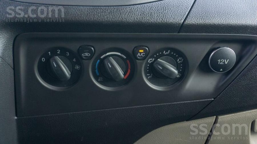 Pelēks Ford Transit 2013 Rīga, ar dzinēja tilpumu 2.20 L un nobraukumu 359 tūkst. km par 8190 €, foto 13 vietnē AUTOMOTO.COM.LV