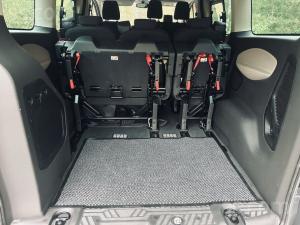 Pelēks Ford Transit 2014 Rīga, ar dzinēja tilpumu 2.20 L un nobraukumu 162 tūkst. km par 8200 €, foto 7 vietnē AUTOMOTO.COM.LV