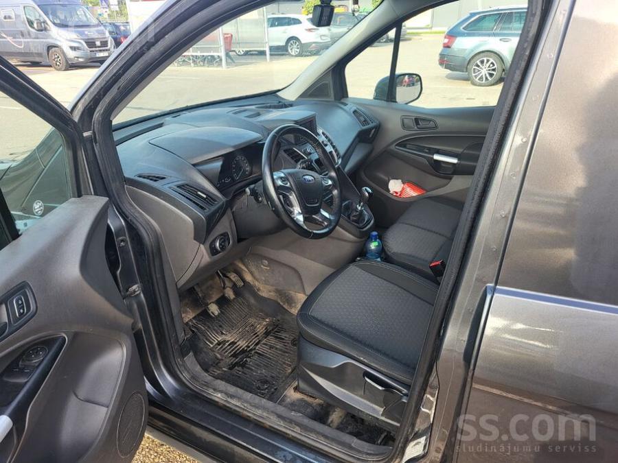 Grey Ford Transit 2019 in Riga, with an engine capacity of 1.50 L and mileage of 276 thousand km for 9840 €, photo 11 on AUTOMOTO.COM.LV