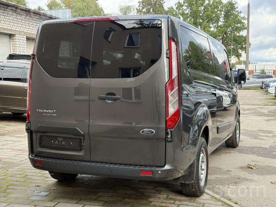 Grey Ford Transit 2020 in Riga, with an engine capacity of 2.00 L and mileage of 0 thousand km for 24800 €, photo 5 on AUTOMOTO.COM.LV