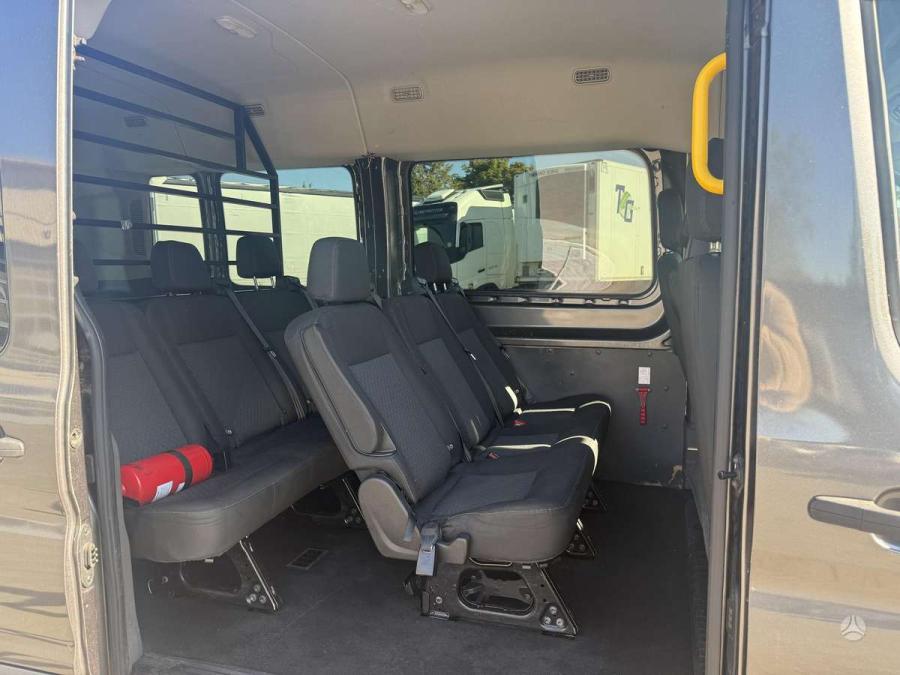 Grey Ford Transit 2021 in Kaunas, with an engine capacity of 0.00 L and mileage of 845 thousand km for 13700 €, photo 6 on AUTOMOTO.COM.LV