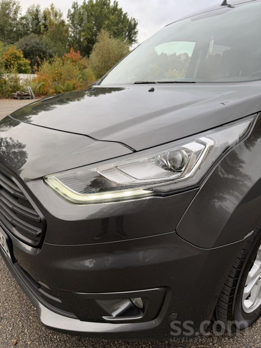 Grey Ford Transit 2021 in Riga, with an engine capacity of 1.50 L and mileage of 110 thousand km for 13000 €, photo 11 on AUTOMOTO.COM.LV