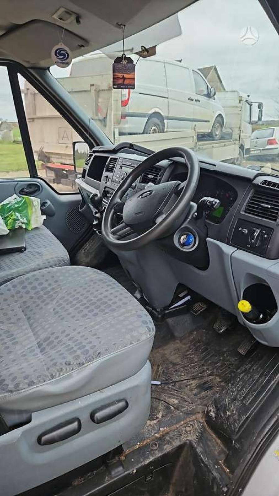 Pelēks Ford Transit 2011 Radviliškis, ar dzinēja tilpumu 2.20 L un nobraukumu 269 tūkst. km par 1150 €, foto 2 vietnē AUTOMOTO.COM.LV