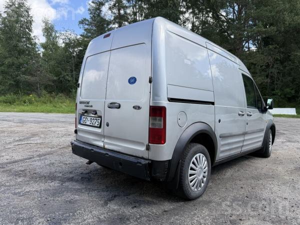 Grey Ford Transit 2006 in Kraslava, with an engine capacity of 1.80 L and mileage of 260 thousand km for 1700 €, photo 4 on AUTOMOTO.COM.LV