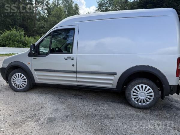 Grey Ford Transit 2006 in Kraslava, with an engine capacity of 1.80 L and mileage of 260 thousand km for 1700 €, photo 7 on AUTOMOTO.COM.LV