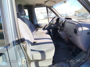 Pelēks Ford Transit 2003 Tallina, ar dzinēja tilpumu 2.00 L un nobraukumu 443 tūkst. km par 999 €, foto 7 vietnē AUTOMOTO.COM.LV