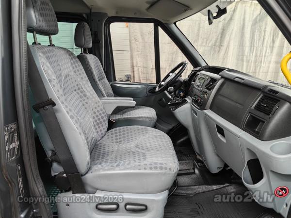 Форд Транзит 2010 в Вильянди на AUTOMOTO.COM.LV Серый Форд Транзит 2010 в Вильянди, объемом двигателя 2.20 л и пробегом 235 тыс. км за 5990 €, фото 8 на AUTOMOTO.COM.LV