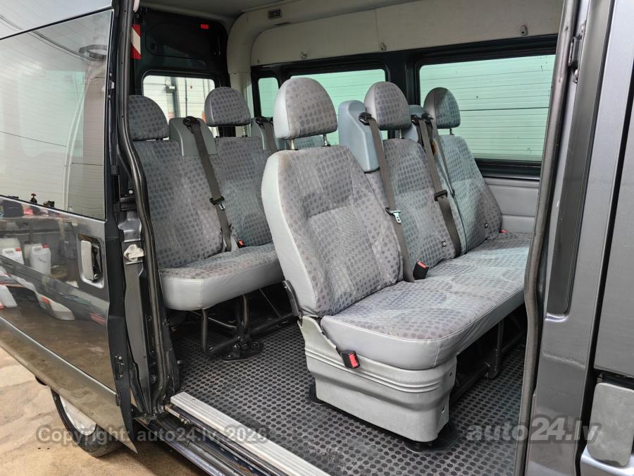 Pelēks Ford Transit 2010 Viljandi, ar dzinēja tilpumu 2.20 L un nobraukumu 235 tūkst. km par 5990 €, foto 13 vietnē AUTOMOTO.COM.LV