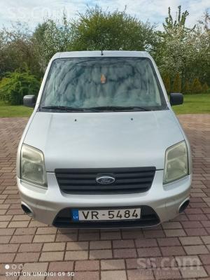 Grey Ford Transit 2012 in Riga, with an engine capacity of 1.80 L and mileage of 229 thousand km for 3200 €, photo 4 on AUTOMOTO.COM.LV