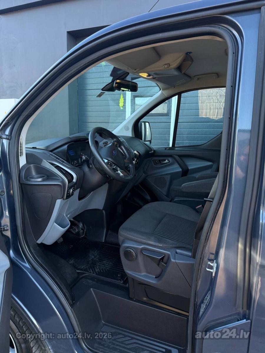 Pelēks Ford Transit 2013 Tallina, ar dzinēja tilpumu 2.20 L un nobraukumu 269 tūkst. km par 8999 €, foto 14 vietnē AUTOMOTO.COM.LV