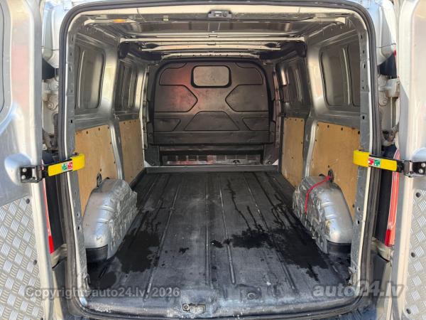Pelēks Ford Transit 2013 Tallina, ar dzinēja tilpumu 2.20 L un nobraukumu 262 tūkst. km par 6800 €, foto 5 vietnē AUTOMOTO.COM.LV