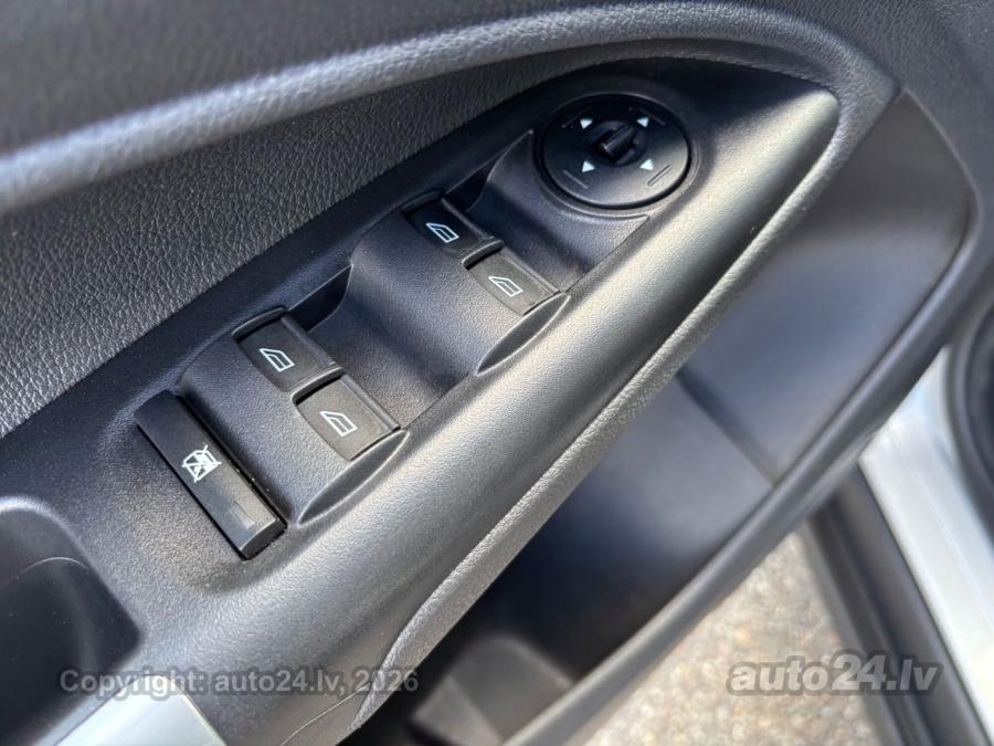 Pelēks Ford Transit 2015 Paide, ar dzinēja tilpumu 1.60 L un nobraukumu 206 tūkst. km par 7590 €, foto 18 vietnē AUTOMOTO.COM.LV