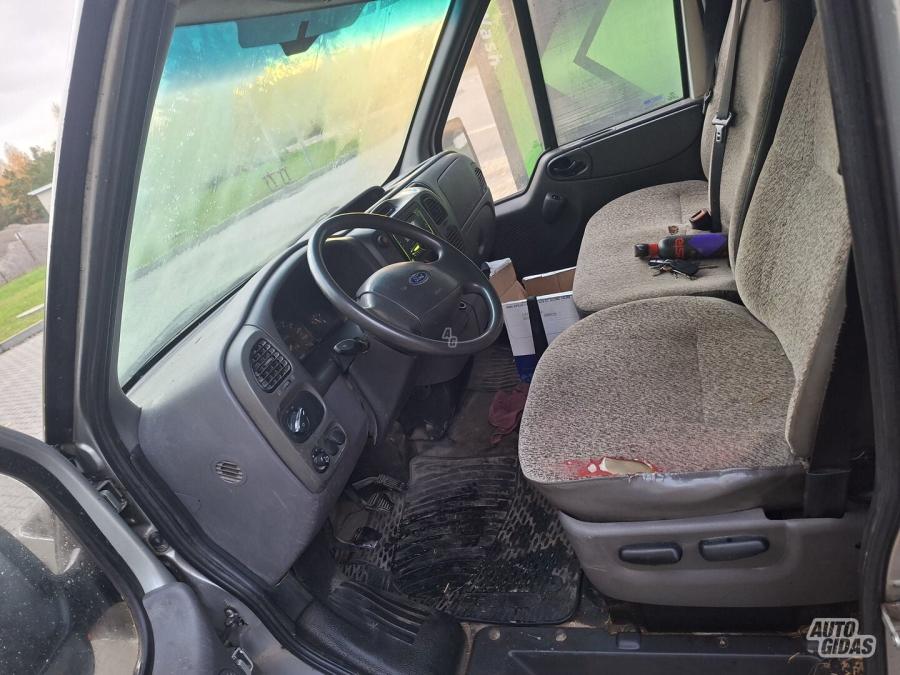 Ford Transit 2001 Jurbarkas, ar dzinēja tilpumu 2.00 L un nobraukumu 318 tūkst. km par 1700 €, foto 7 vietnē AUTOMOTO.COM.LV