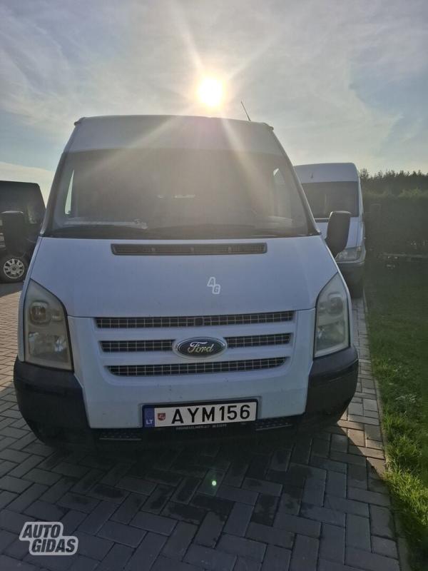 Ford Transit 2011 Panevēža, ar dzinēja tilpumu 2.20 L un nobraukumu 311 tūkst. km par 4950 €, foto 3 vietnē AUTOMOTO.COM.LV