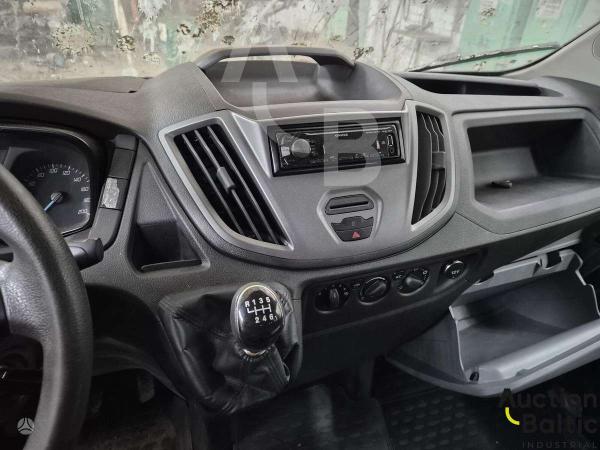 Ford Transit 2015 in Alytus, with an engine capacity of 2.20 L and mileage of 188 thousand km for 5000 €, photo 6 on AUTOMOTO.COM.LV