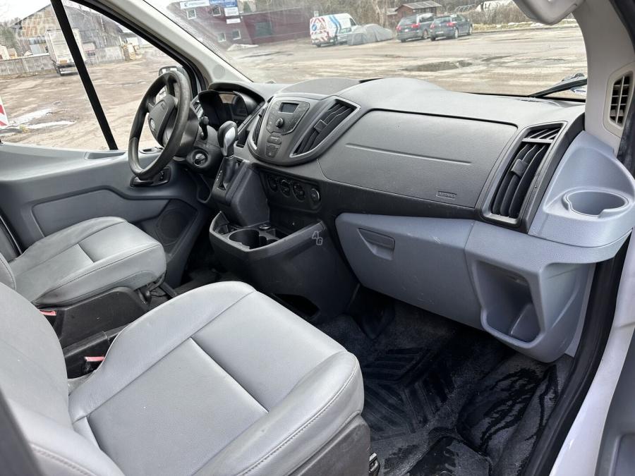 Ford Transit 2016 in Vilnius, with an engine capacity of 3.70 L and mileage of 235 thousand km for 11000 €, photo 5 on AUTOMOTO.COM.LV