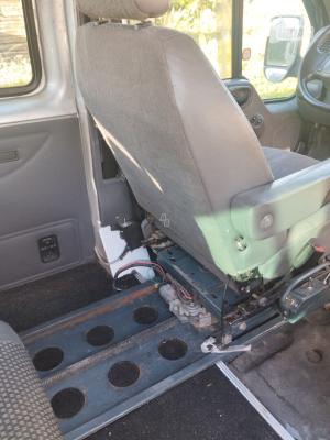 Ford Transit 2002 Kauņa, ar dzinēja tilpumu 2.40 L un nobraukumu 324 tūkst. km par 1500 €, foto  vietnē AUTOMOTO.COM.LV