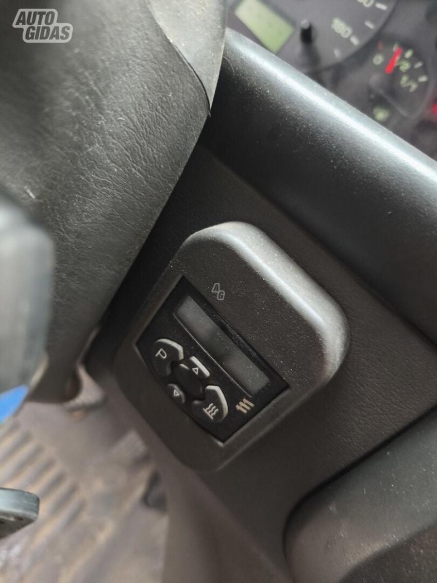 Ford Transit 2006 Ignalina, ar dzinēja tilpumu 2.40 L un nobraukumu 269 tūkst. km par 1050 €, foto 7 vietnē AUTOMOTO.COM.LV