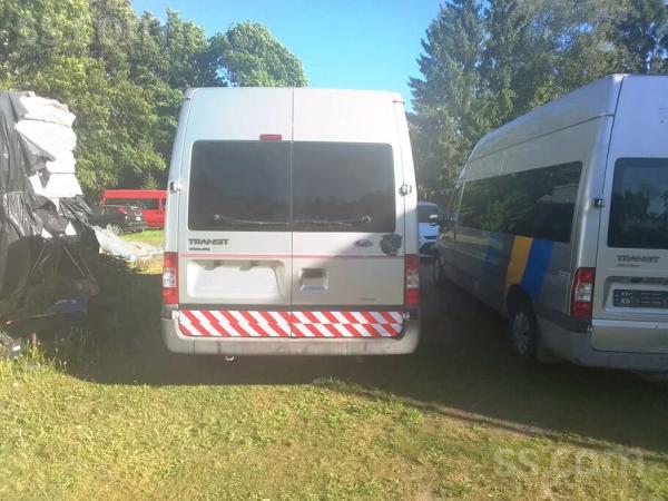 Ford Transit 2008 in Klaipeda, with an engine capacity of 2.40 L and mileage of 235 thousand km for 4000 €, photo 3 on AUTOMOTO.COM.LV