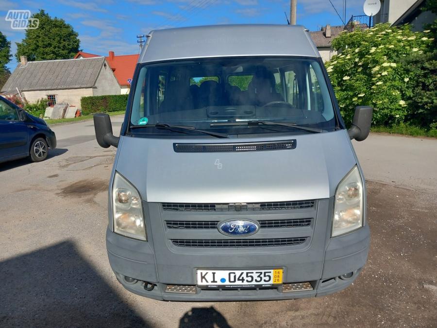 Ford Transit 2009 in Gargzdai, with an engine capacity of 2.20 L and mileage of 171 thousand km for 4700 €, photo 3 on AUTOMOTO.COM.LV