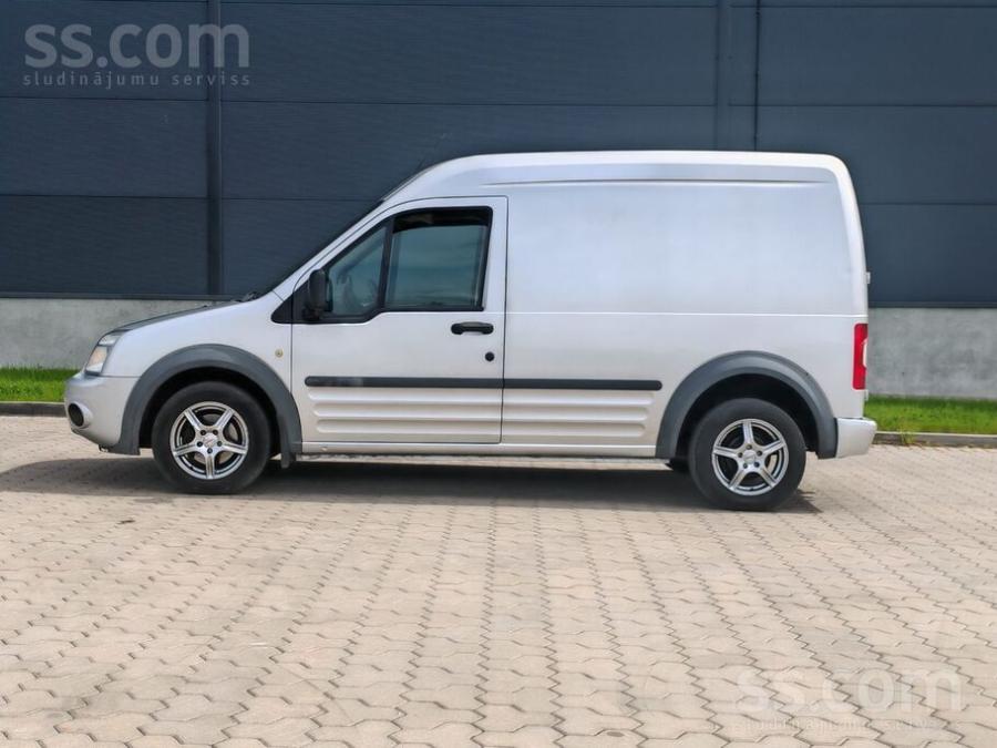 Ford Transit 2012 in Riga, with an engine capacity of 1.80 L and mileage of 235 thousand km for 3300 €, photo 12 on AUTOMOTO.COM.LV