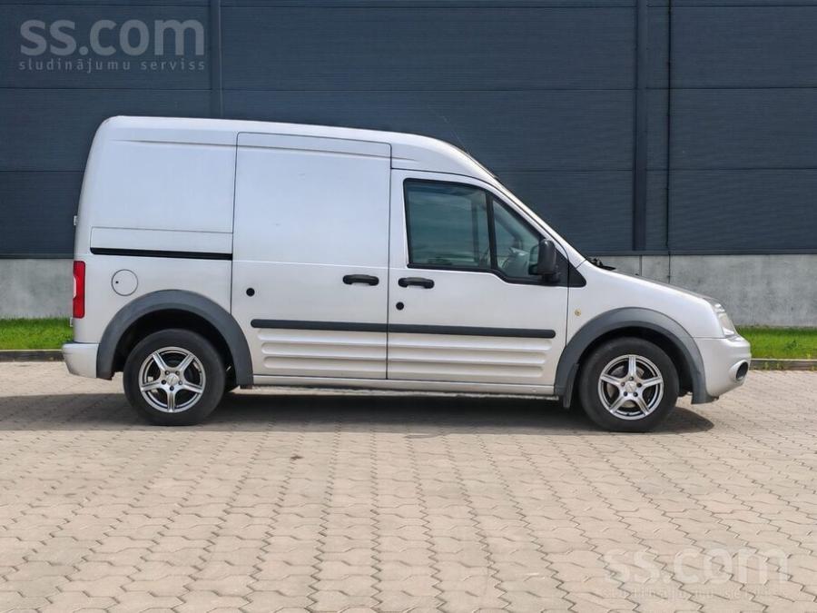 Ford Transit 2012 in Riga, with an engine capacity of 1.80 L and mileage of 235 thousand km for 3300 €, photo 13 on AUTOMOTO.COM.LV