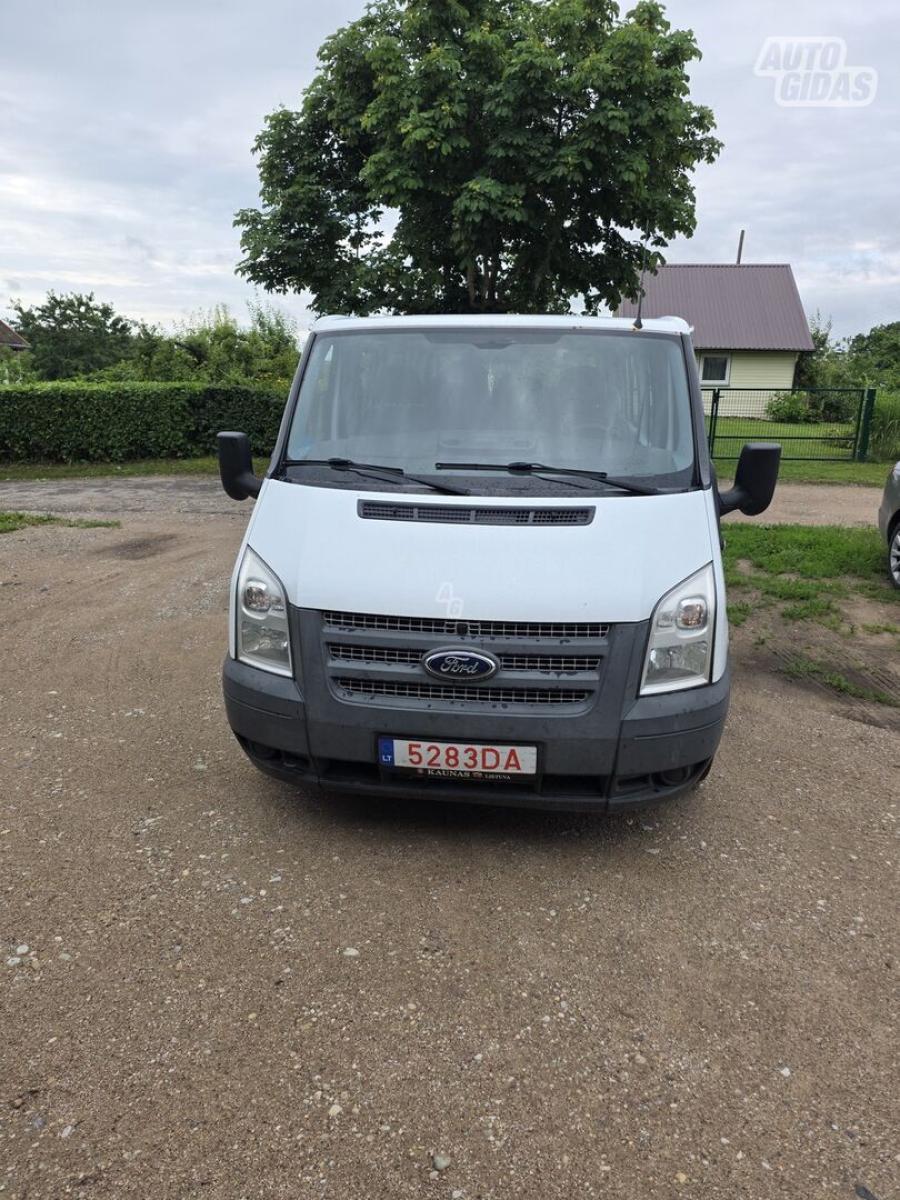 Ford Transit 2013 in Kaunas, with an engine capacity of 2.20 L and mileage of 188 thousand km for 5000 €, photo 1 on AUTOMOTO.COM.LV