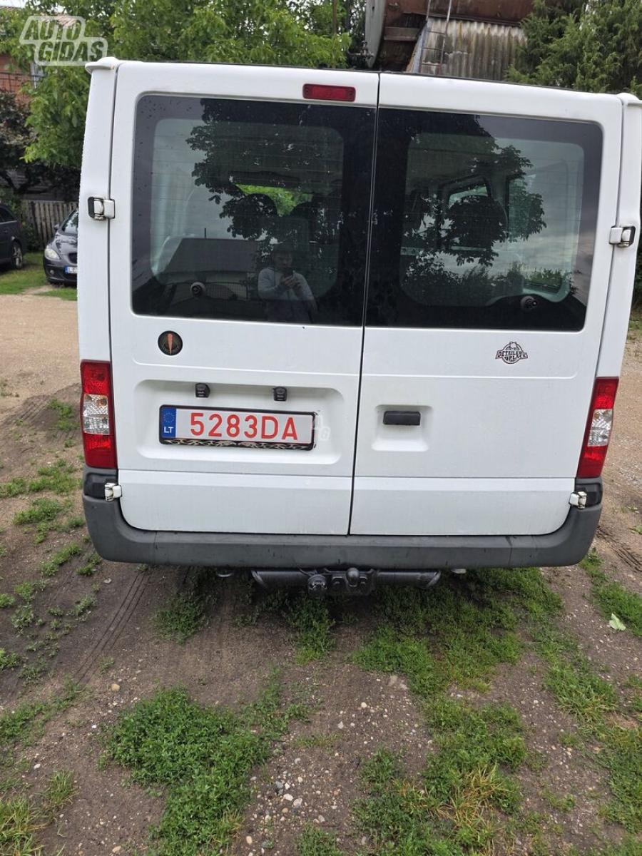 Ford Transit 2013 in Kaunas, with an engine capacity of 2.20 L and mileage of 188 thousand km for 5000 €, photo 5 on AUTOMOTO.COM.LV