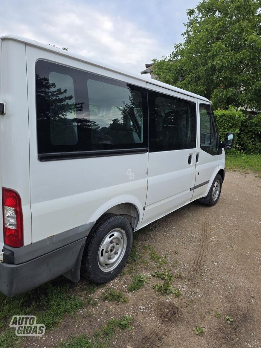 Ford Transit 2013 in Kaunas, with an engine capacity of 2.20 L and mileage of 188 thousand km for 5000 €, photo 6 on AUTOMOTO.COM.LV