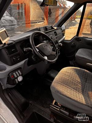 Ford Transit 2013 Kretinga, ar dzinēja tilpumu 2.20 L un nobraukumu 324 tūkst. km par 5000 €, foto 4 vietnē AUTOMOTO.COM.LV