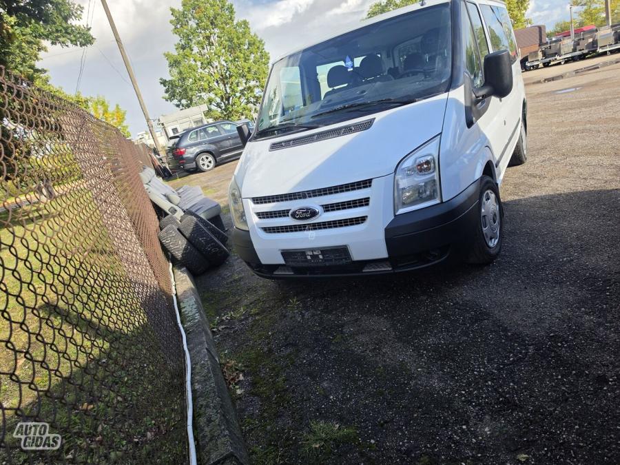 Ford Transit 2013 in Vilnius, with an engine capacity of 2.20 L and mileage of 178 thousand km for 6950 €, photo 6 on AUTOMOTO.COM.LV