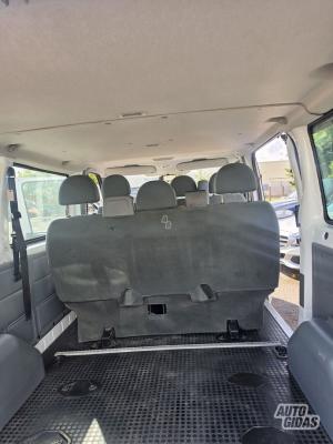 Ford Transit 2013 in Vilnius, with an engine capacity of 2.20 L and mileage of 178 thousand km for 6950 €, photo 16 on AUTOMOTO.COM.LV