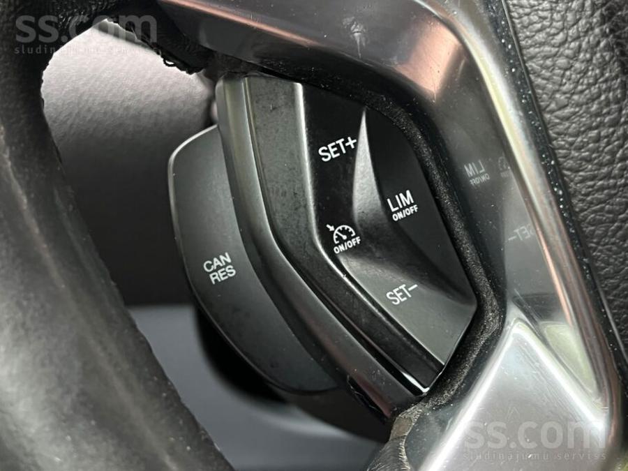 Ford Transit 2014 in Riga, with an engine capacity of 2.20 L and mileage of 0 thousand km for 9250 €, photo 15 on AUTOMOTO.COM.LV
