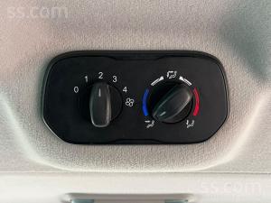 Ford Transit 2014 in Riga, with an engine capacity of 2.20 L and mileage of 0 thousand km for 9250 €, photo 17 on AUTOMOTO.COM.LV