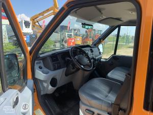 Ford Transit 2014 in Kaunas, with an engine capacity of 2.20 L and mileage of 264 thousand km for 8999 €, photo 18 on AUTOMOTO.COM.LV