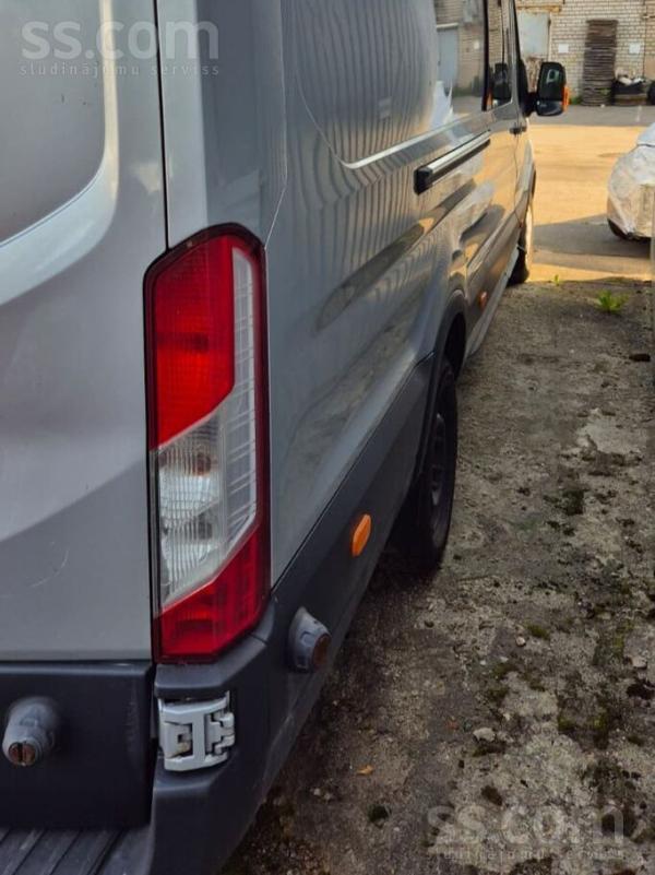 Ford Transit 2016 in Riga, with an engine capacity of 2.20 L and mileage of 284 thousand km for 8470 €, photo 4 on AUTOMOTO.COM.LV