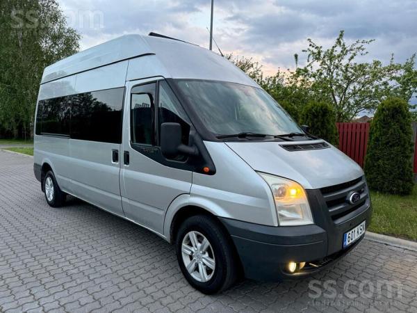 Ford Transit 2011 in Riga, with an engine capacity of 2.20 L and mileage of 315 thousand km for 7950 €, photo 6 on AUTOMOTO.COM.LV