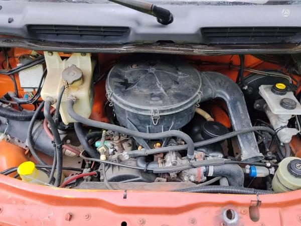 Oranžs Ford Transit 1991 Lazdijai, ar dzinēja tilpumu 2.50 L un nobraukumu 0 tūkst. km par 1500 €, foto 5 vietnē AUTOMOTO.COM.LV